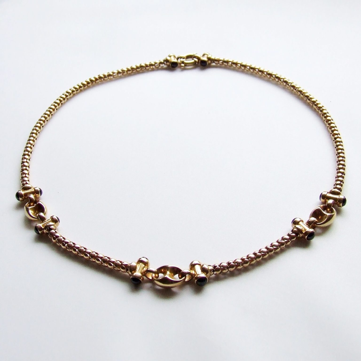Gouden collier met saffier kopen? Collier met saffier | Juwelier Christian